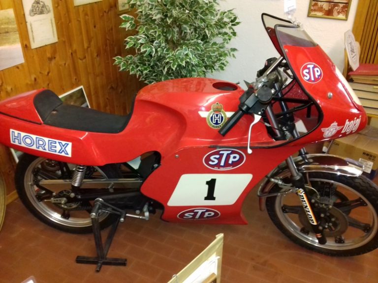 Zweirad Röth mit Fritz Röth – Moto Guzzi Importeur für Deutschland 1965 ...